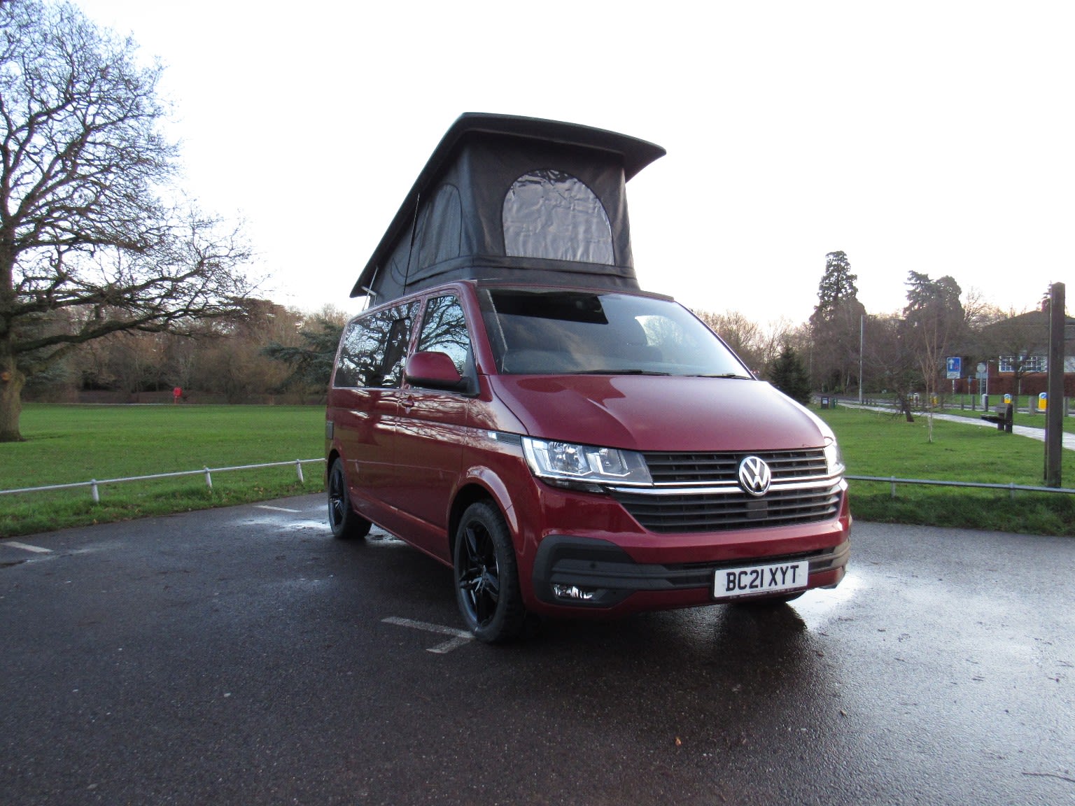 2021 Volkswagen Camper Red