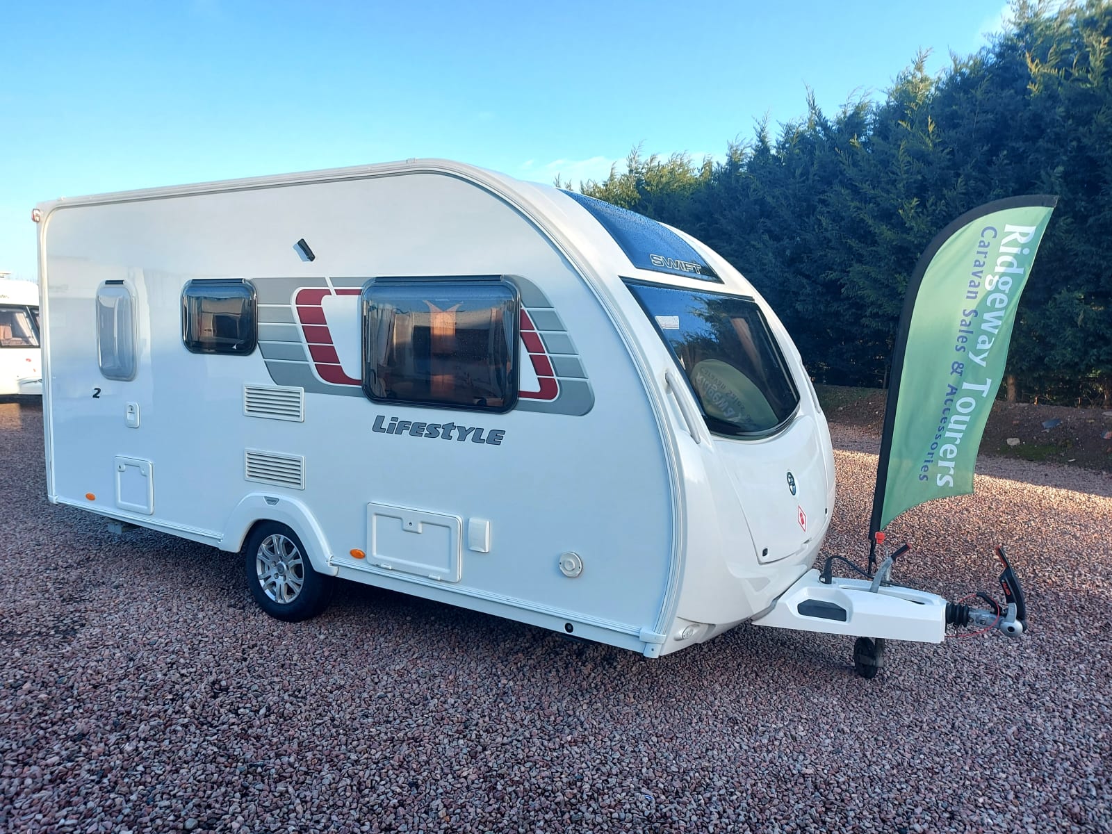 * Sale Agreed * Swift Lifestyle 2 2013 Compact 2 Berth