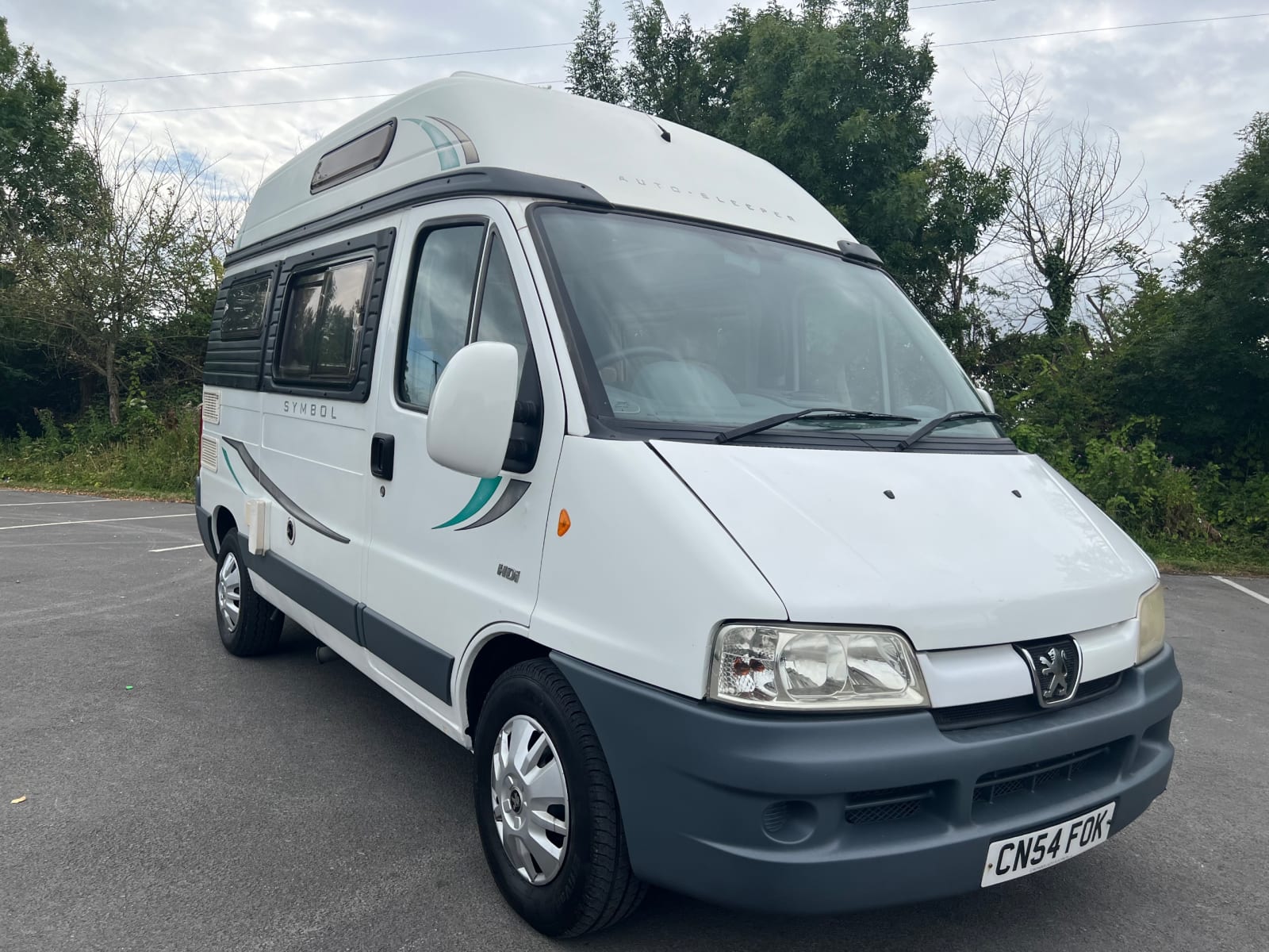 2004 Auto Sleeper Symbol White