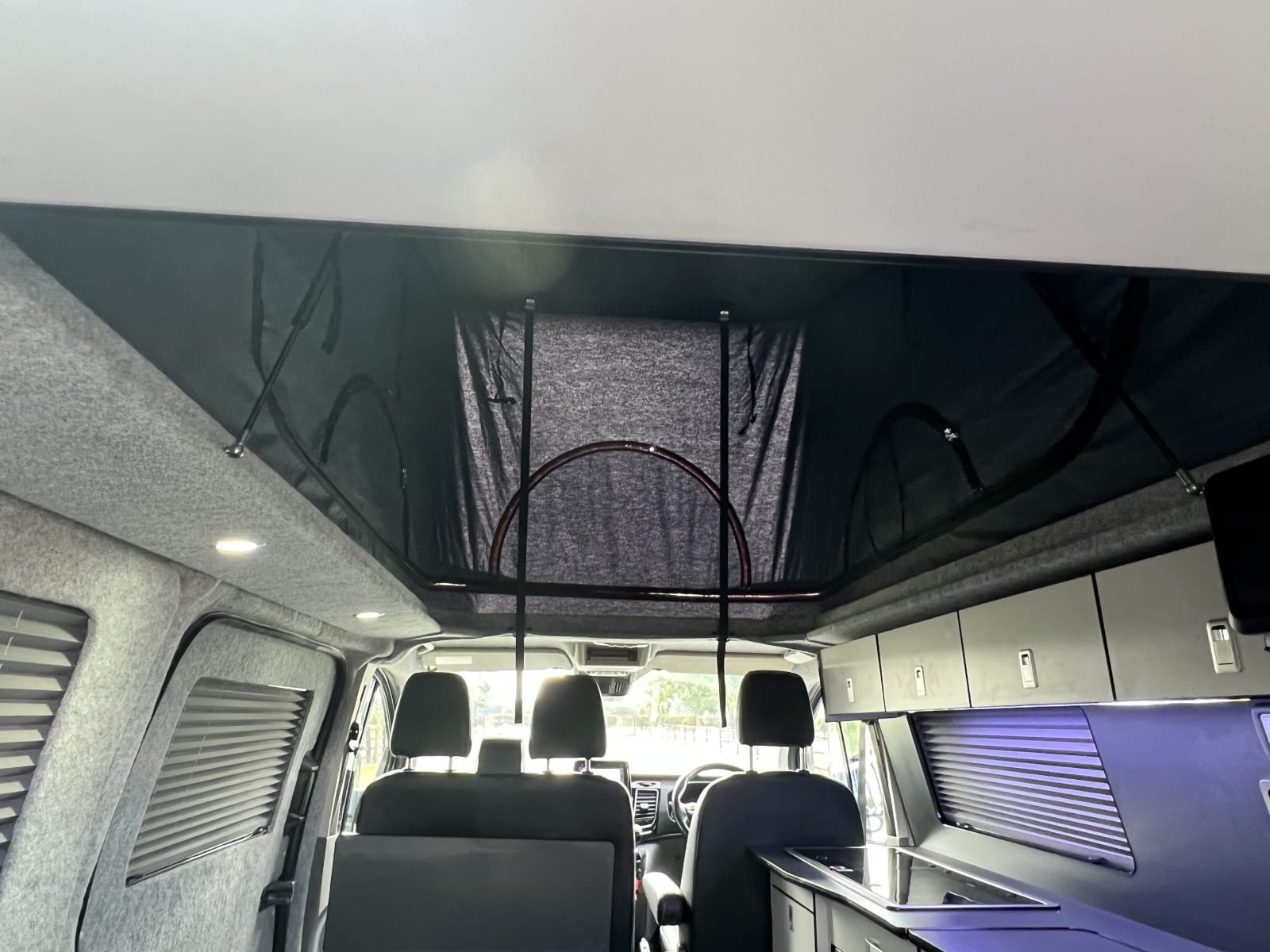 Ford Transit Custom LWB EXPLORER™