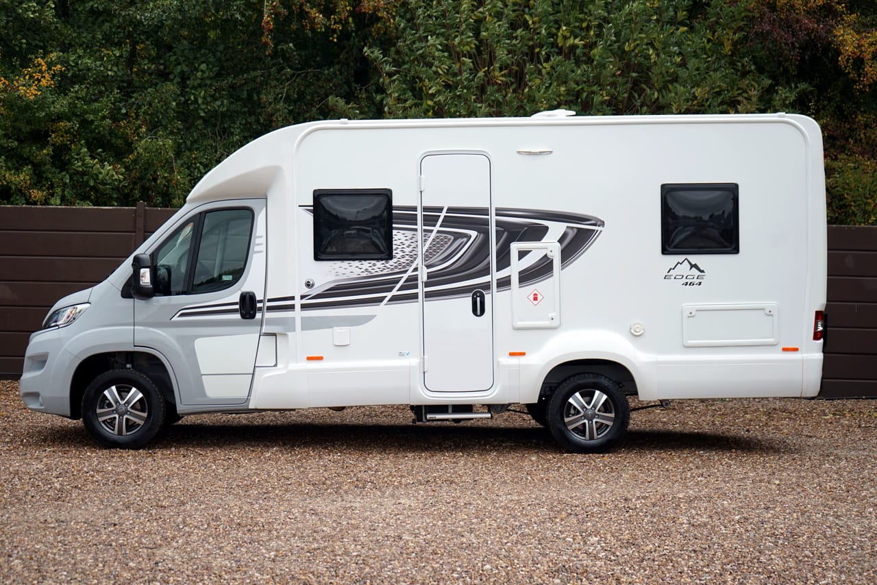 2022 Swift Edge 464