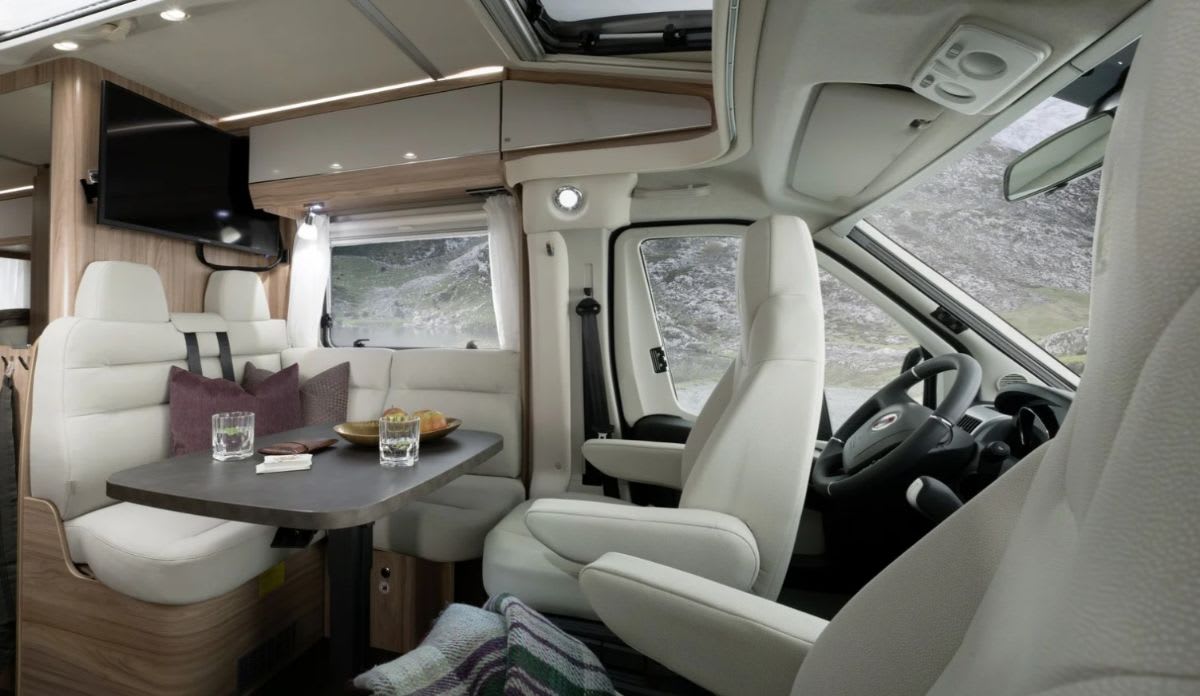 New Hymer Exsis-t 474