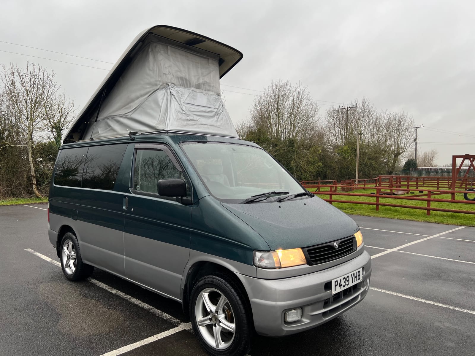 1996 Mazda Bongo Green/grey