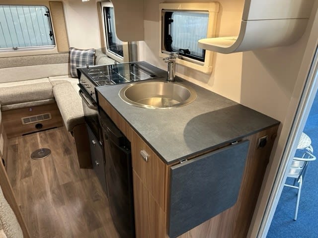 2022 SWIFT SELECT COMPACT C404 AUTO (2022)
