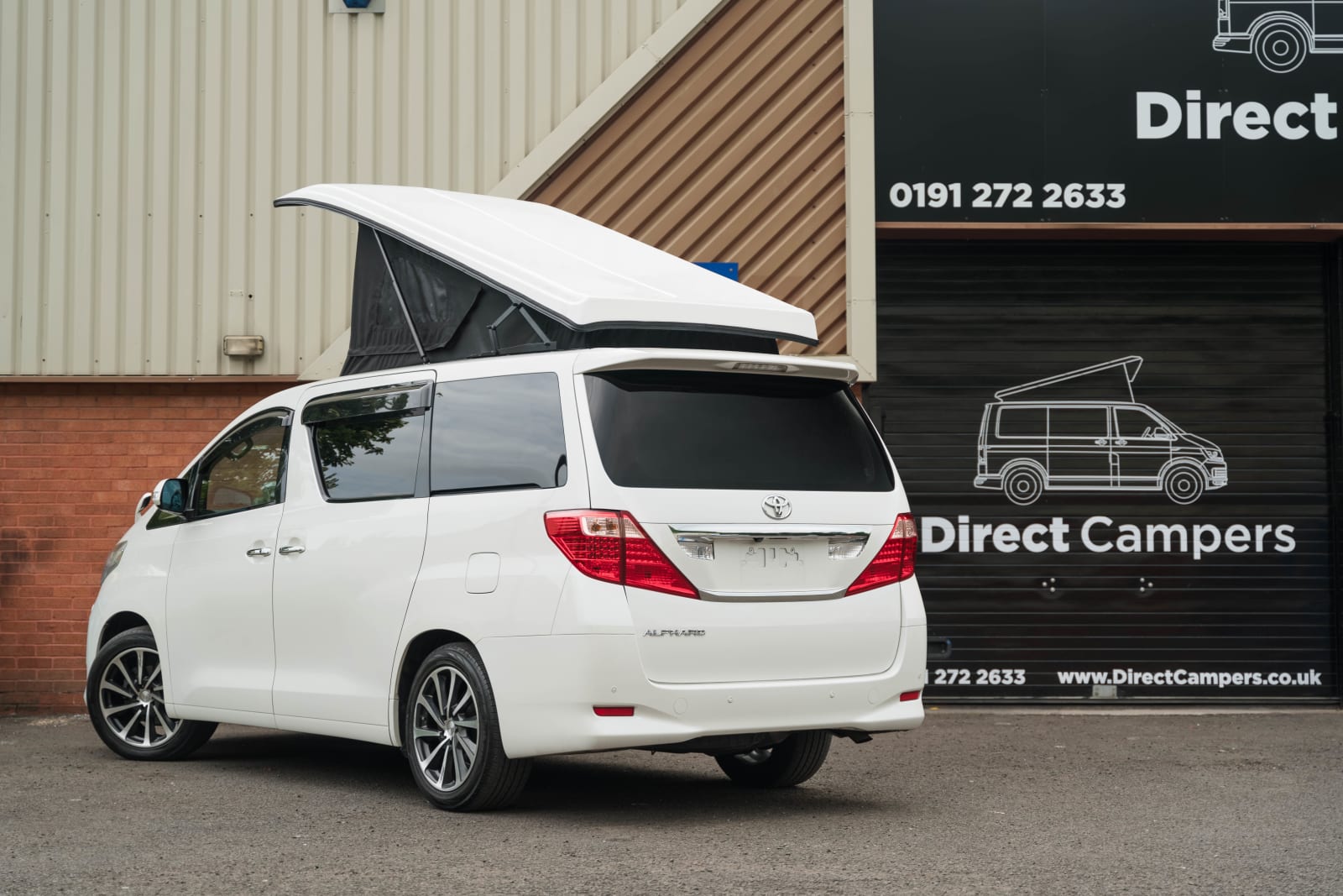 Toyota Alphard Campervan, Luxury Executive Conversion