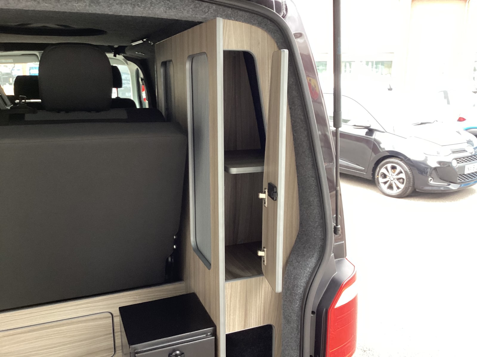 Volkswagen Transporter T28 Lwb