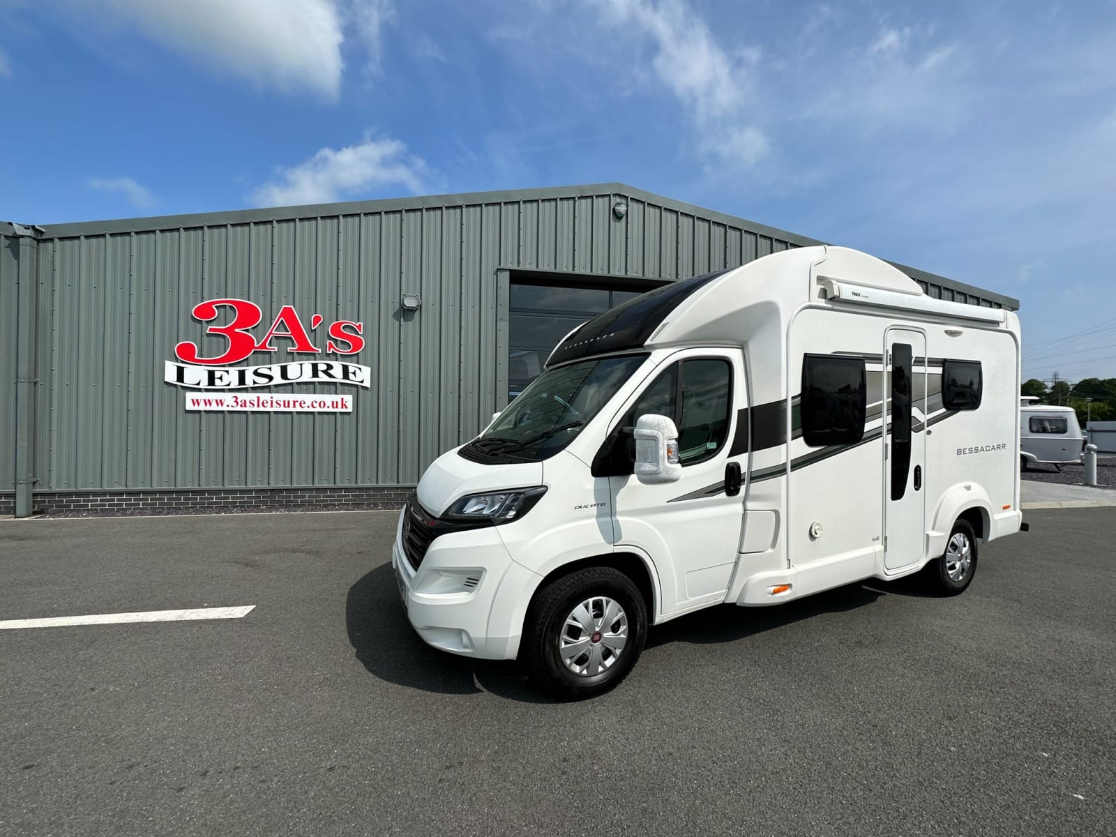 2016 Bessacarr 424
