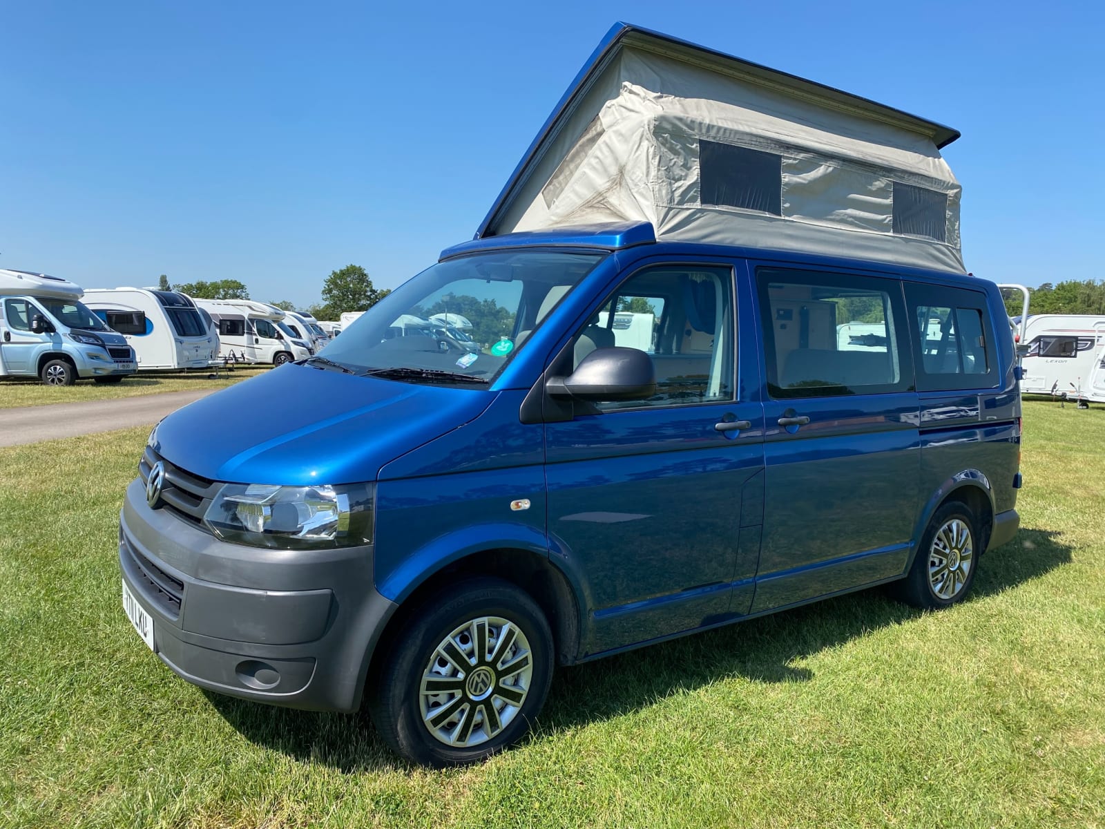 2011 Volkswagen Transporter Blue Metallic