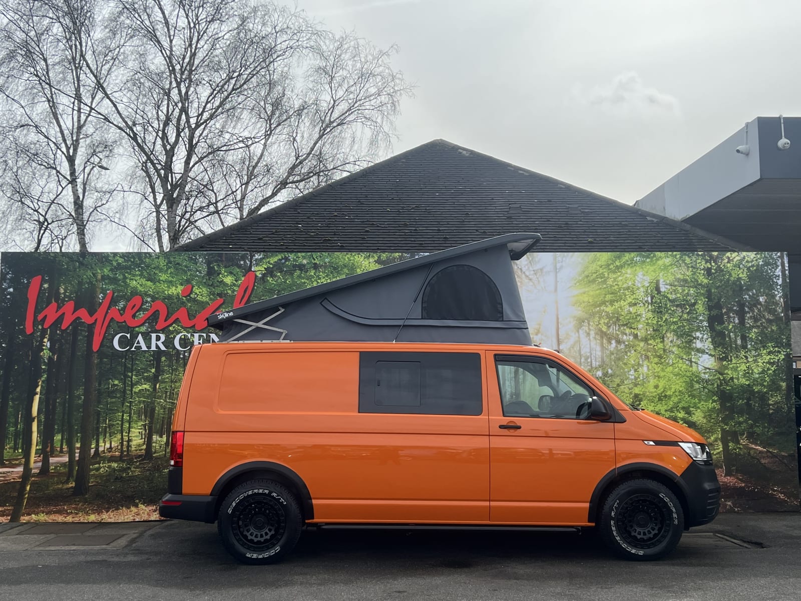 Volkswagen T6.1 Swamper Style Day Van