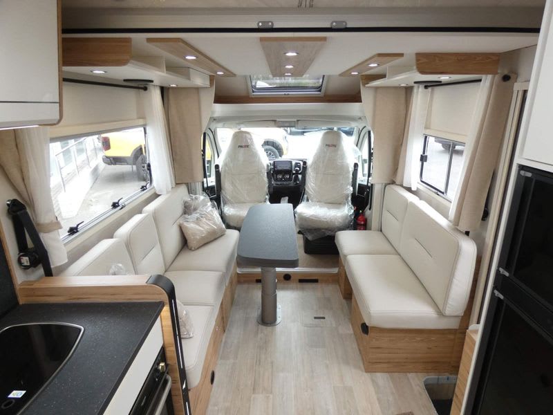 Pilote P696d Evidence 2.3 Automatic 2023