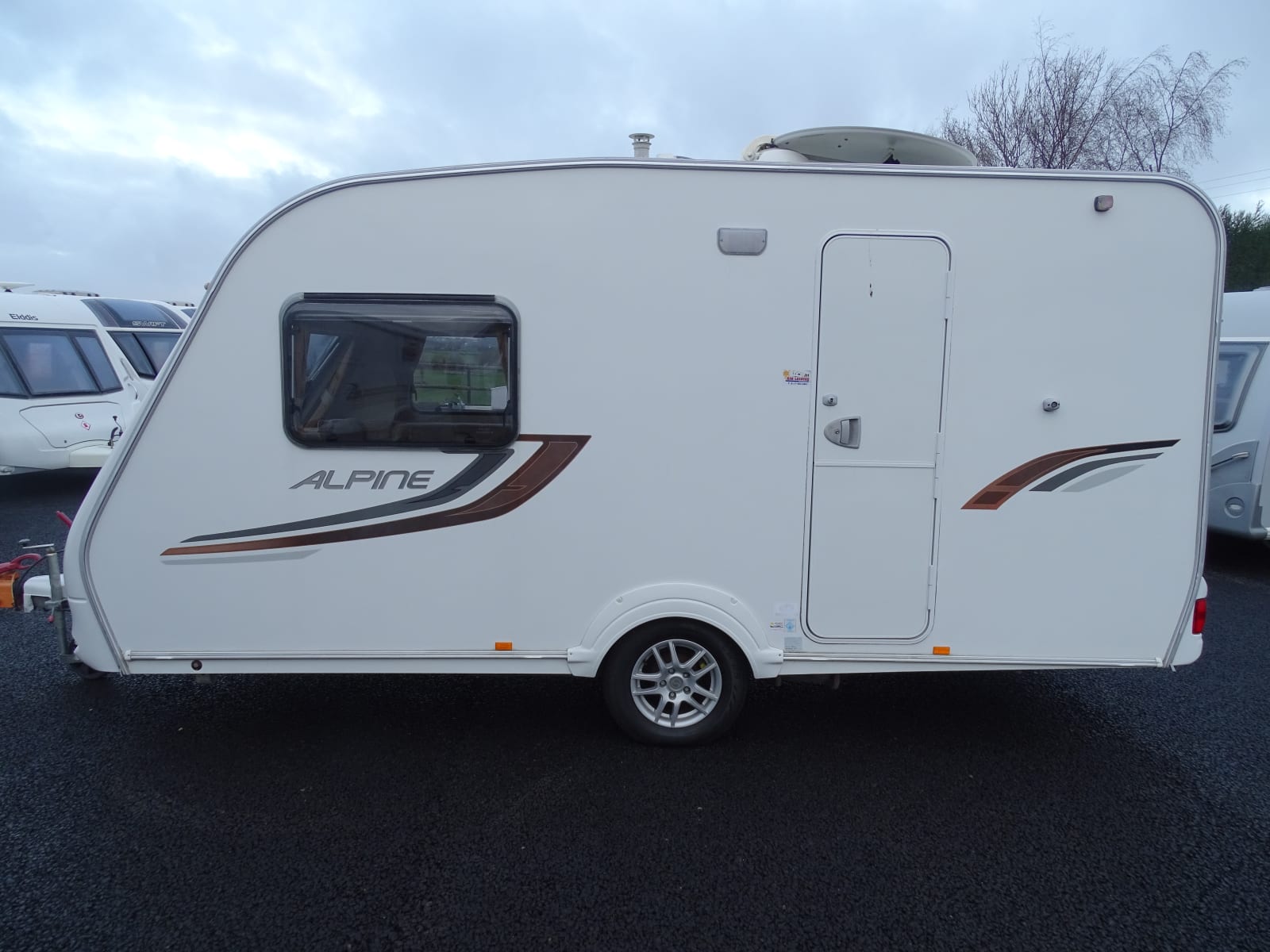 Sprite Alpine 2 2010 2 Berth Single Axle Touring Caravan ...