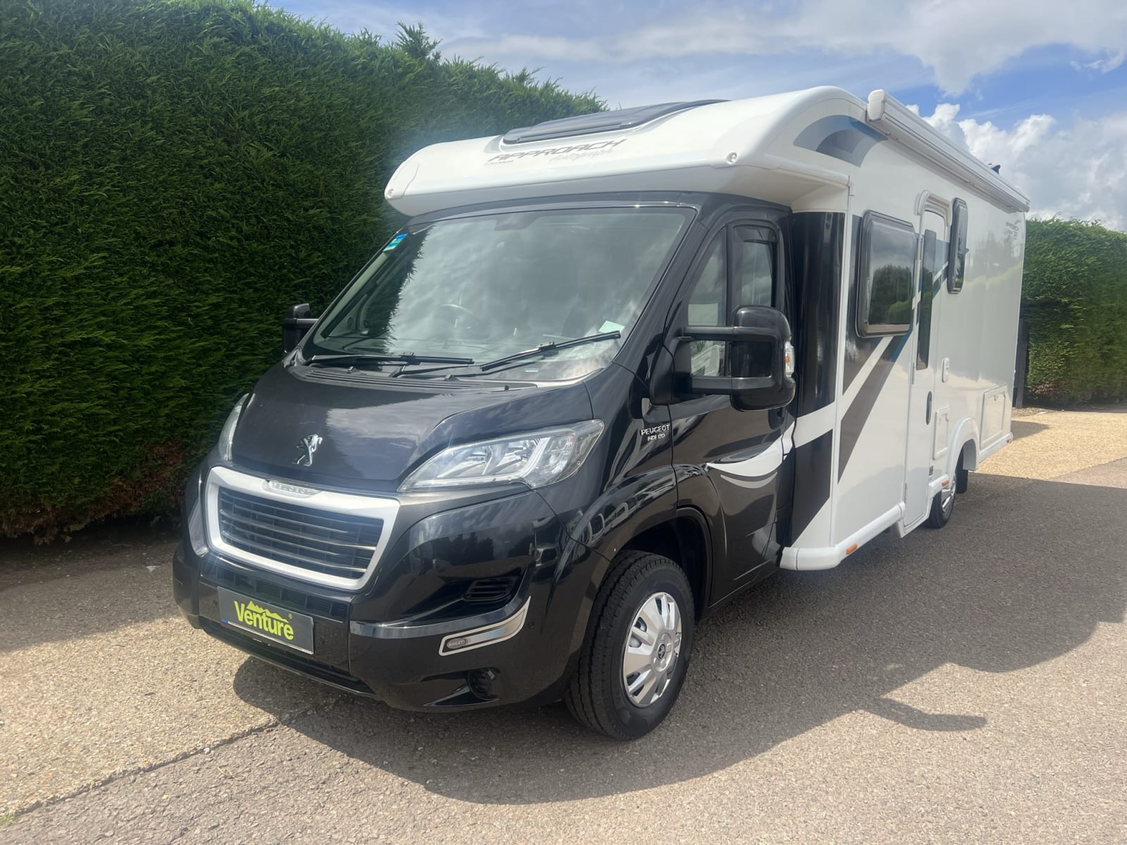 Used Bailey Motorhome Approach Autograph 730 (2016)
