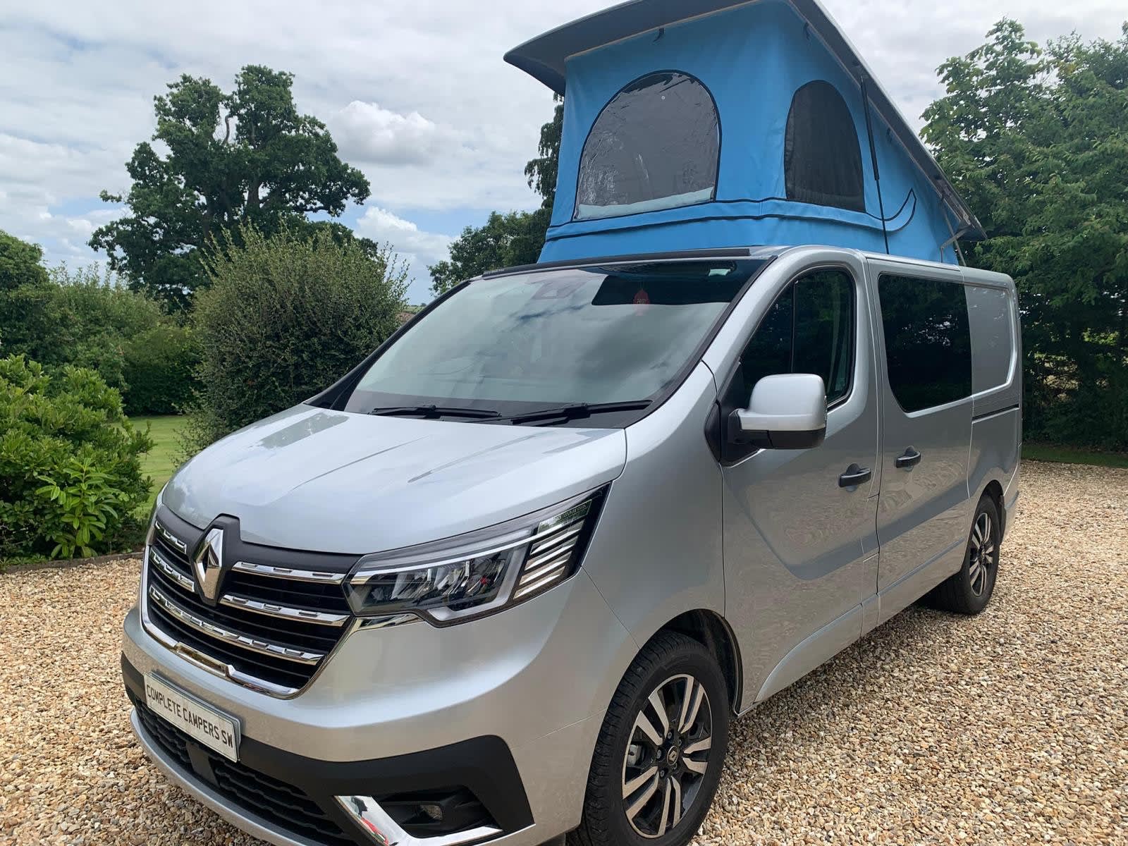 2022 Renault Trafic Grey