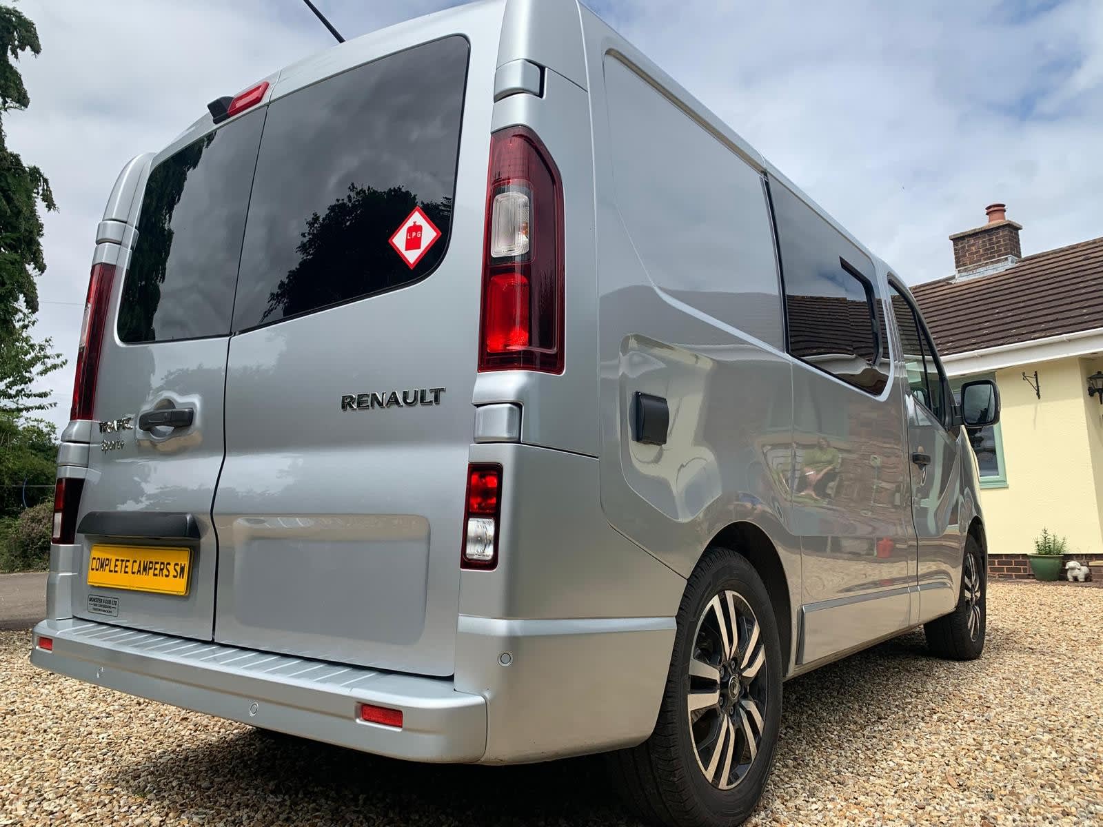 2022 Renault Trafic Grey