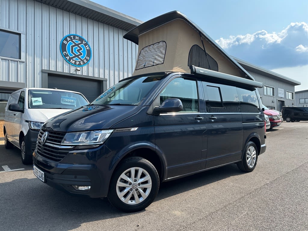 2019 Volkswagen Transporter Blue