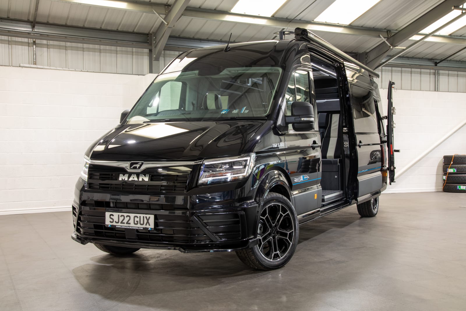 Man Tge 180 Automatic Ab Race Cruiser Camper Van Motorhom...