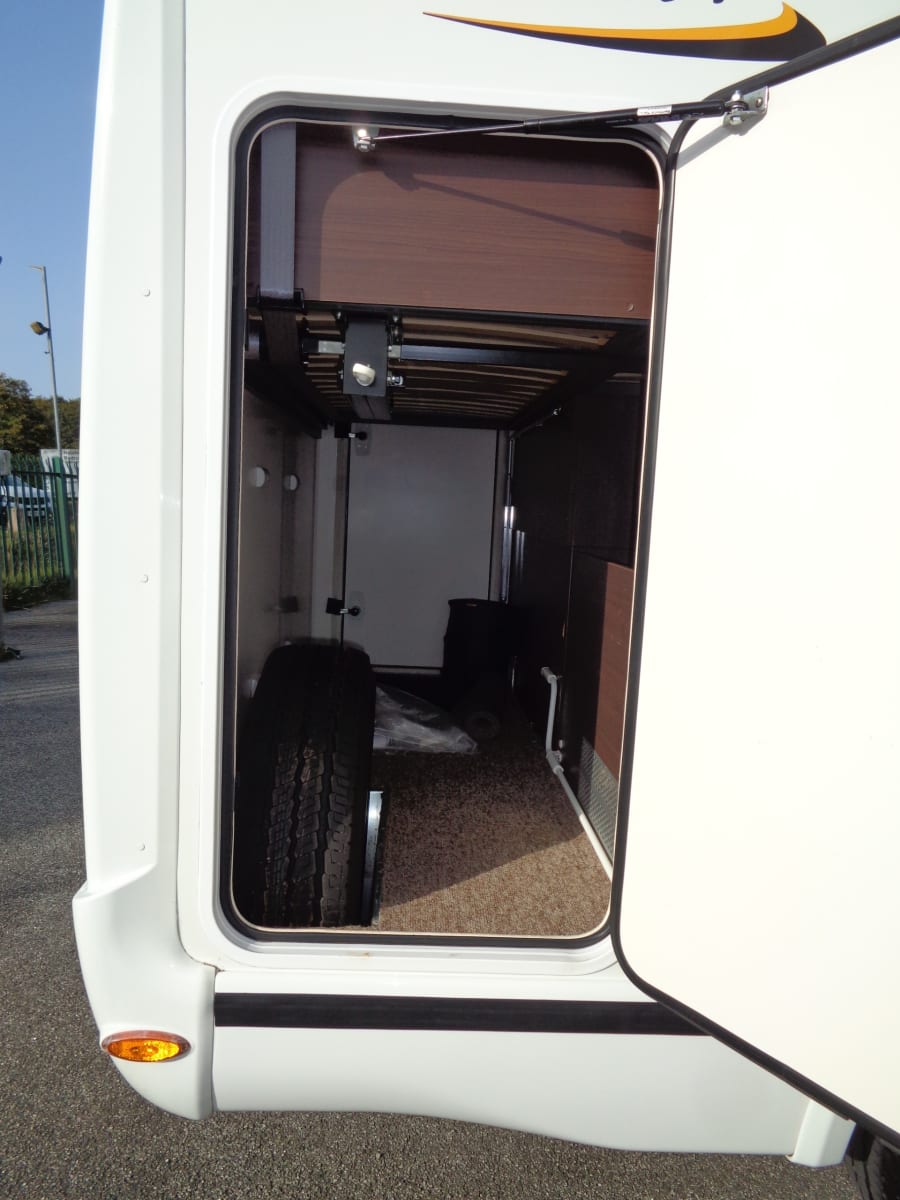2015 Benimar Mileo 201 White