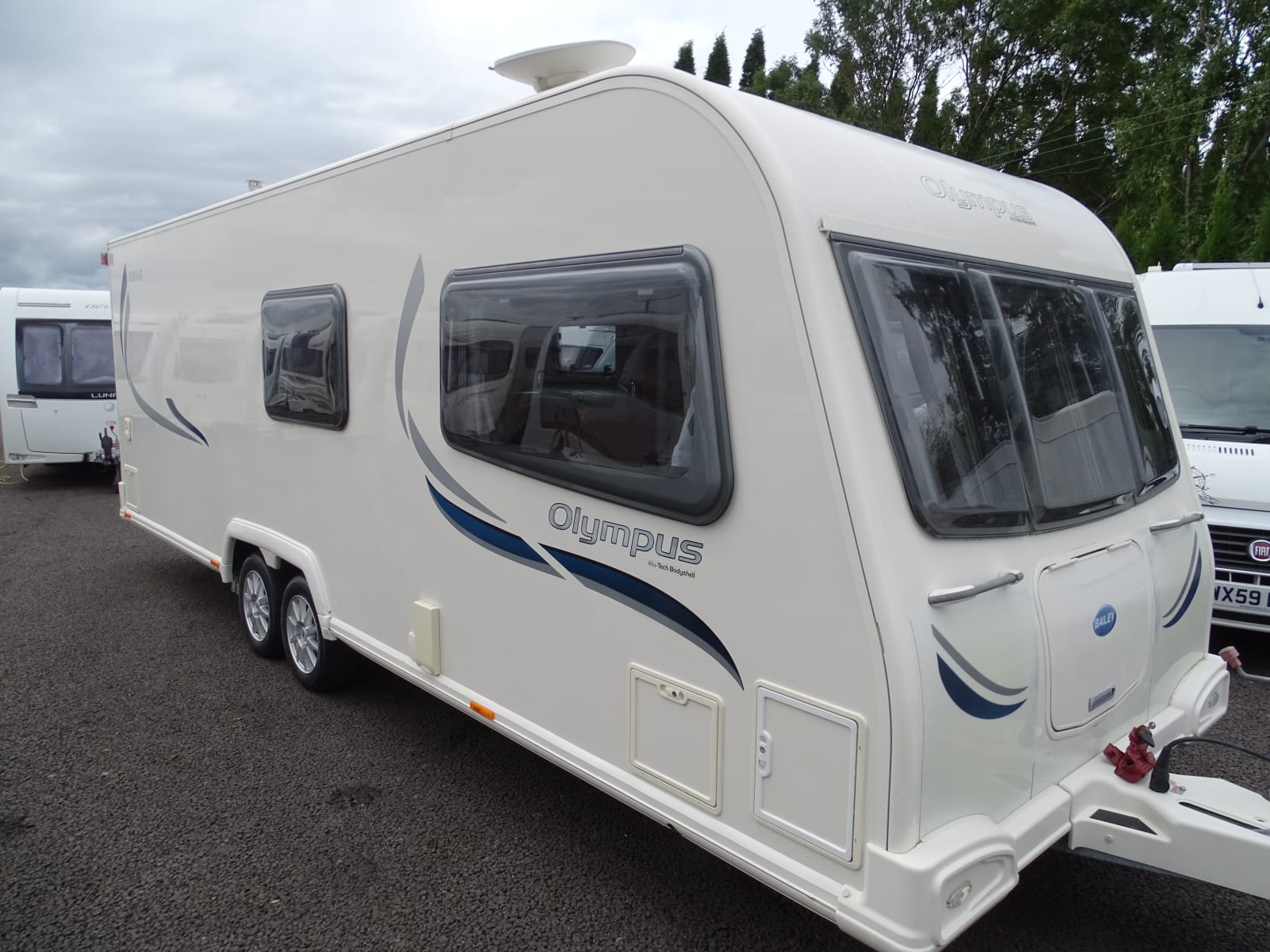 Bailey Olympus 620/6 6 Berth 2012 Twin Axle Touring Carav...
