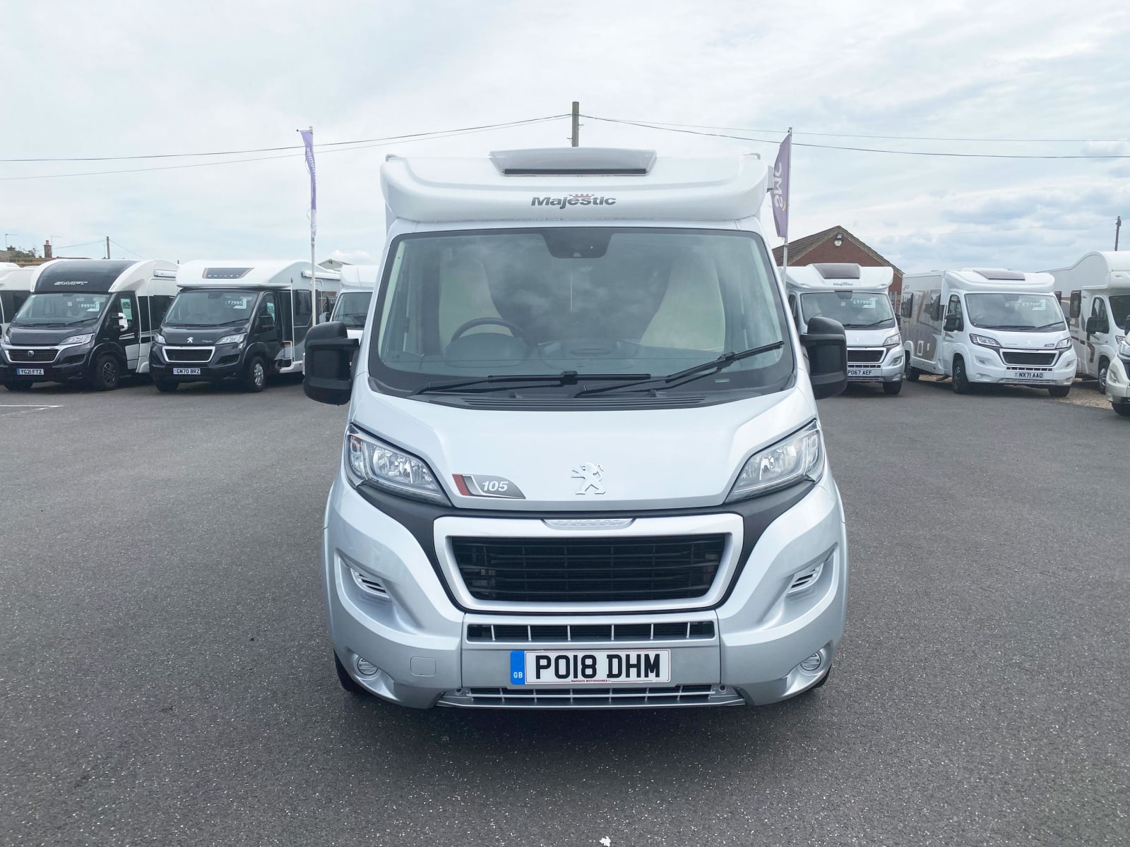 Elddis Majestic 105 Peugeot Boxer 2.0 120bhp