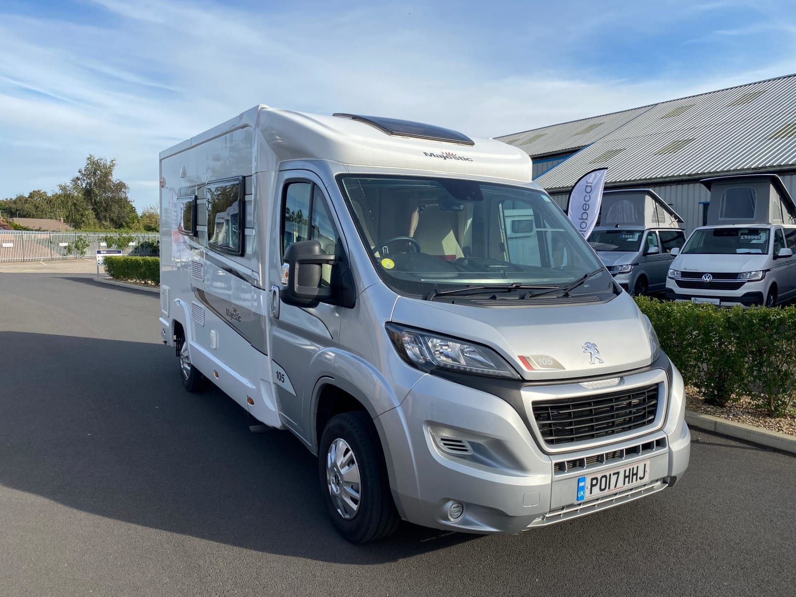 Elddis Majestic 105 Peugeot Boxer 2.0 160-bhp