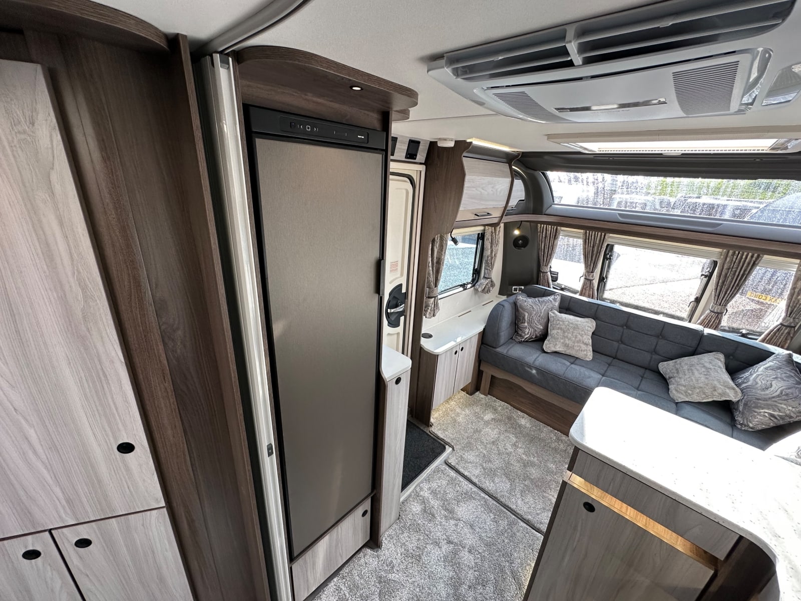 2024 Coachman Lusso White
