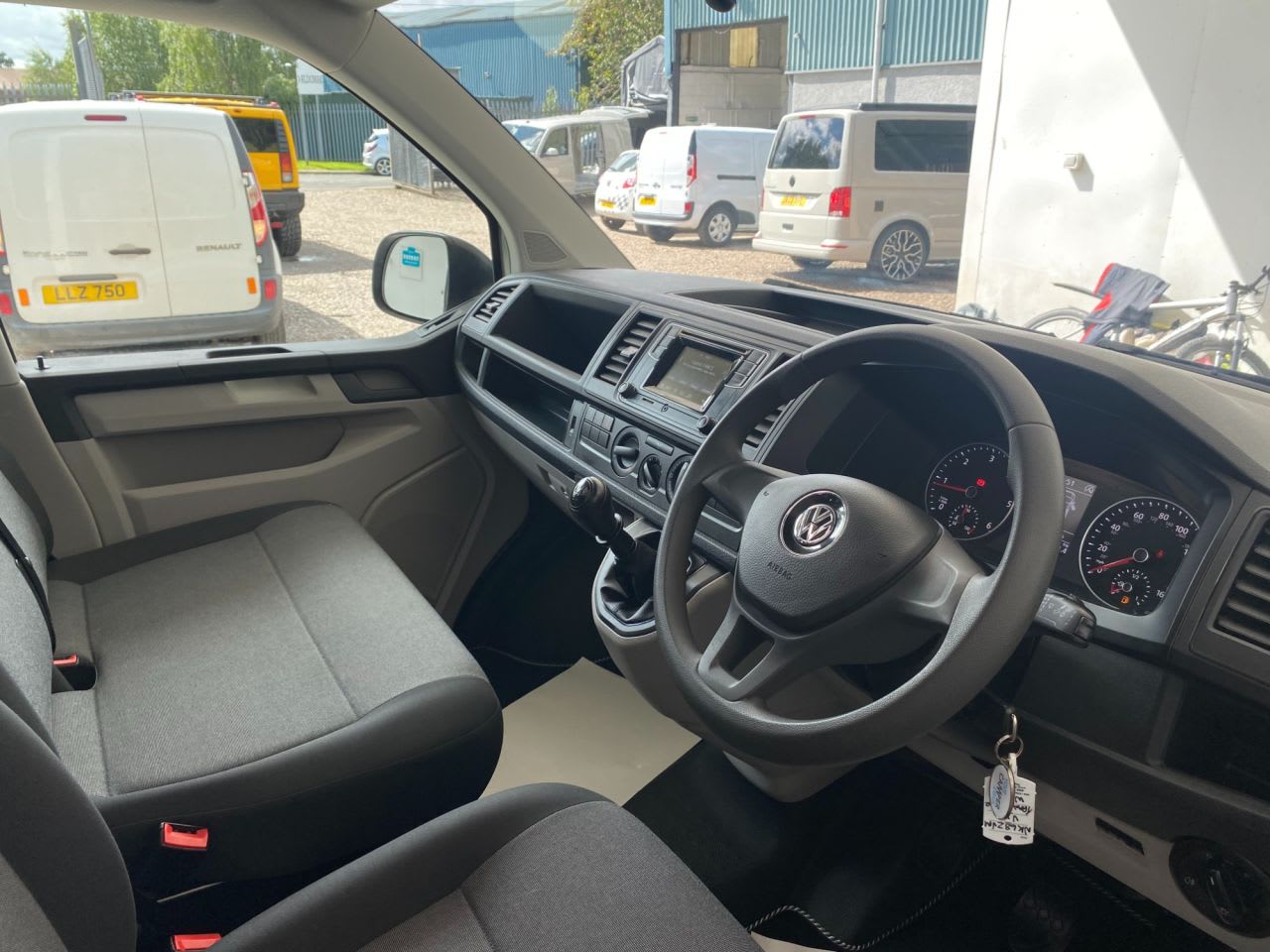 VOLKSWAGEN TRANSPORTER T30 2.0 TDI STARTLINE SWB 102BHP