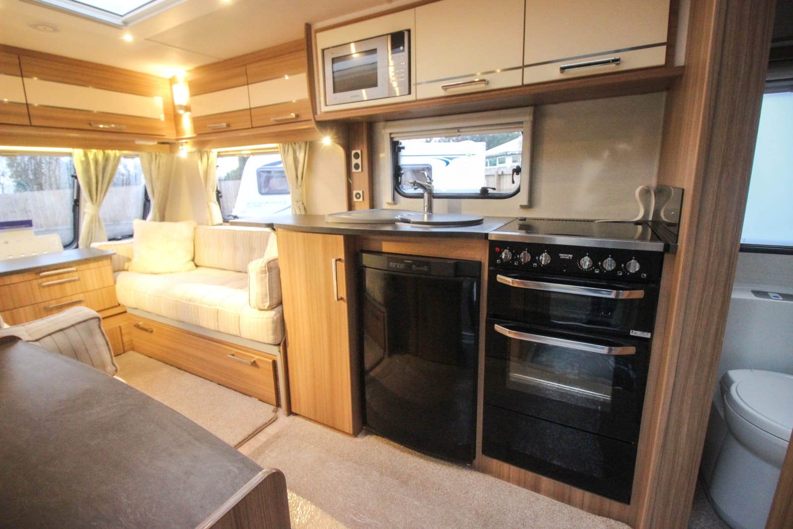 2017 Lunar Cosmos 462 2 Berth Only 1,185 Kg Mtplm