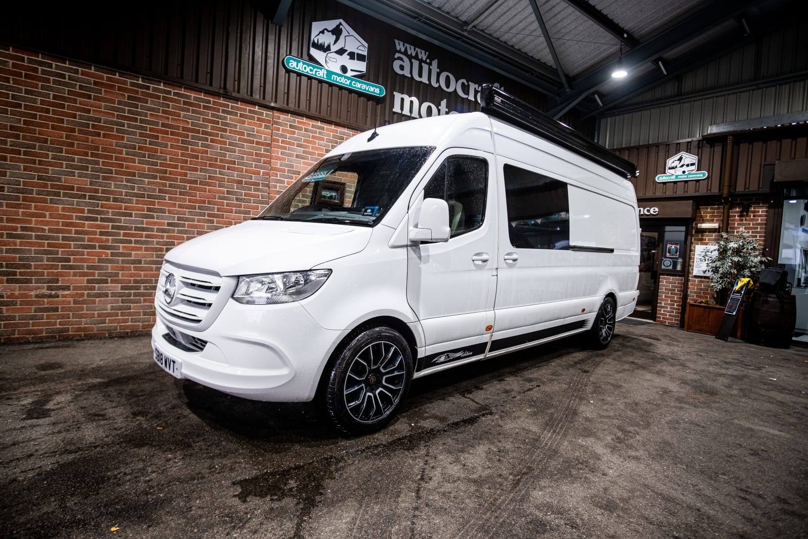 Mercedes Sprinter 2018 Gloss White Ab Race Cruiser Motorh...