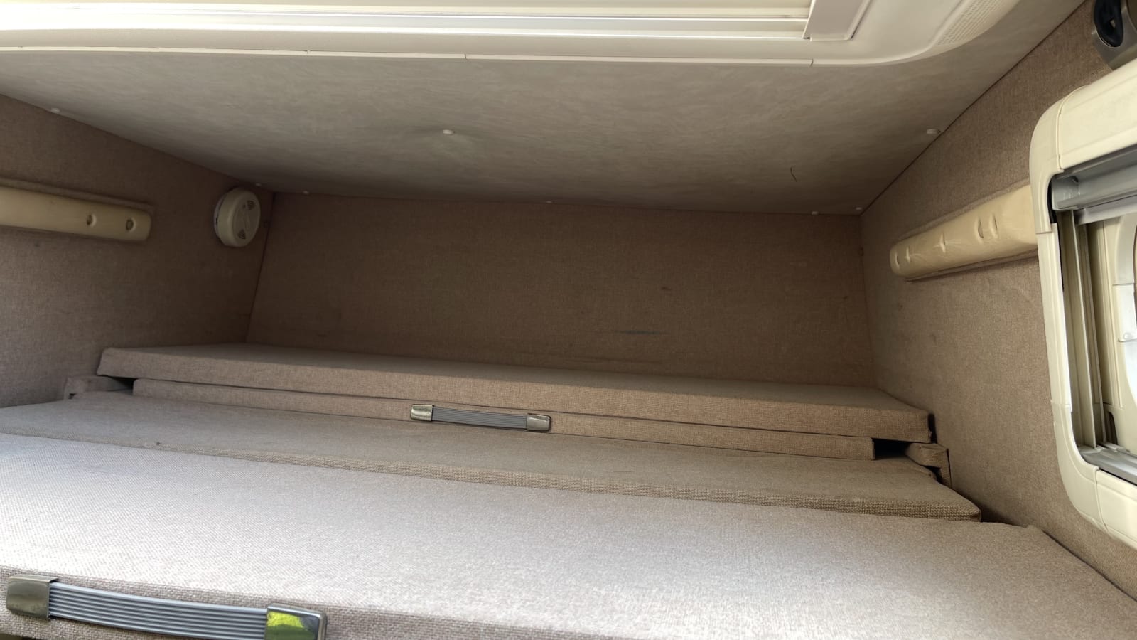 2005 Autosleeper Trident Camper Van 4 Berth VW Transporter T5 1.9 TDi