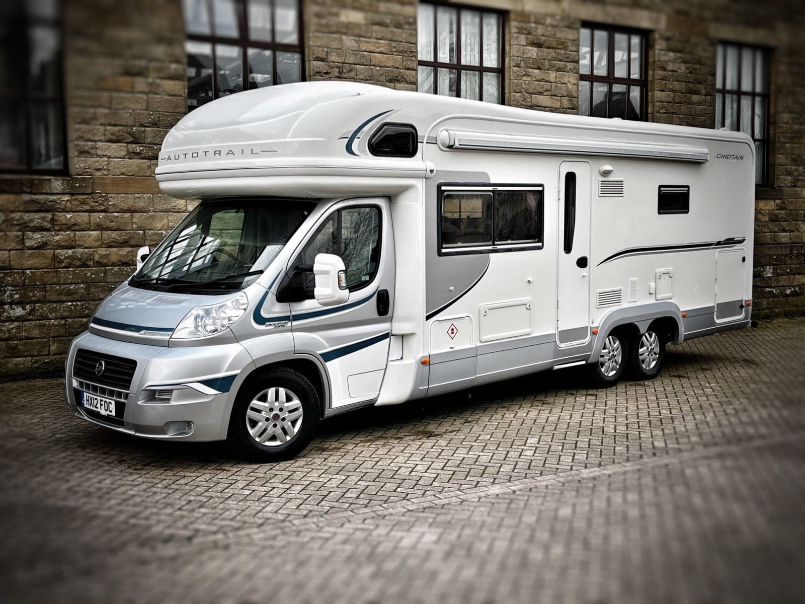 2012 Auto-trail Chieftain 6 Berth Motorhome With Fixed Be...