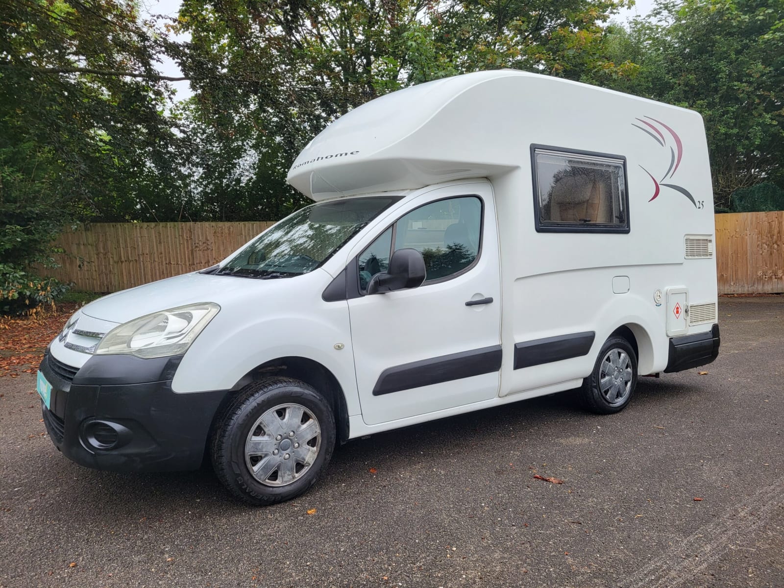 Used Romahome R25 Campervan