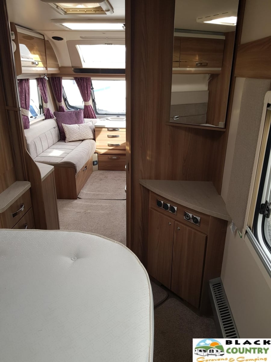 2017 Swift Challenger Hi-style 580