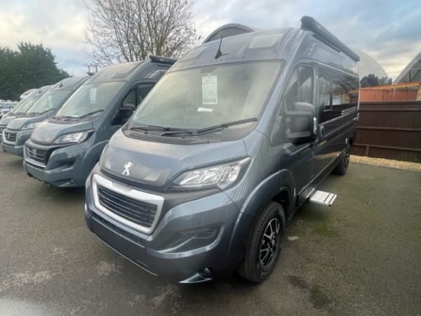 Auto-sleepers Warwick Duo