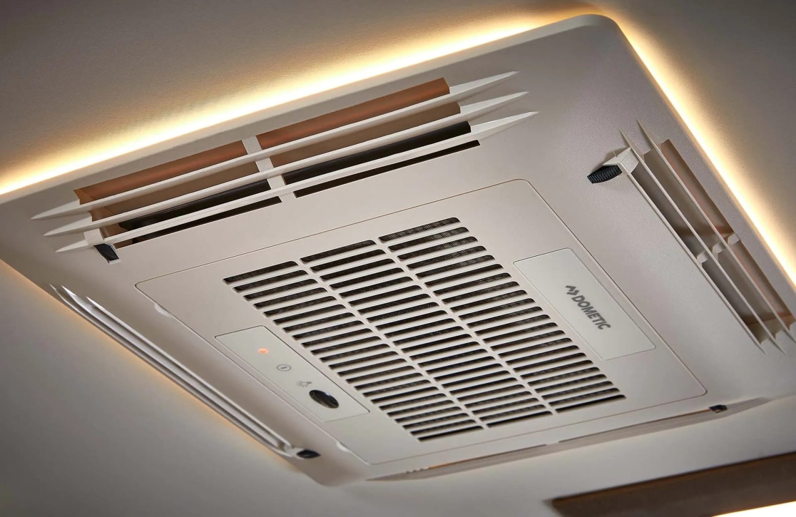 New Coachman Travel Master 545