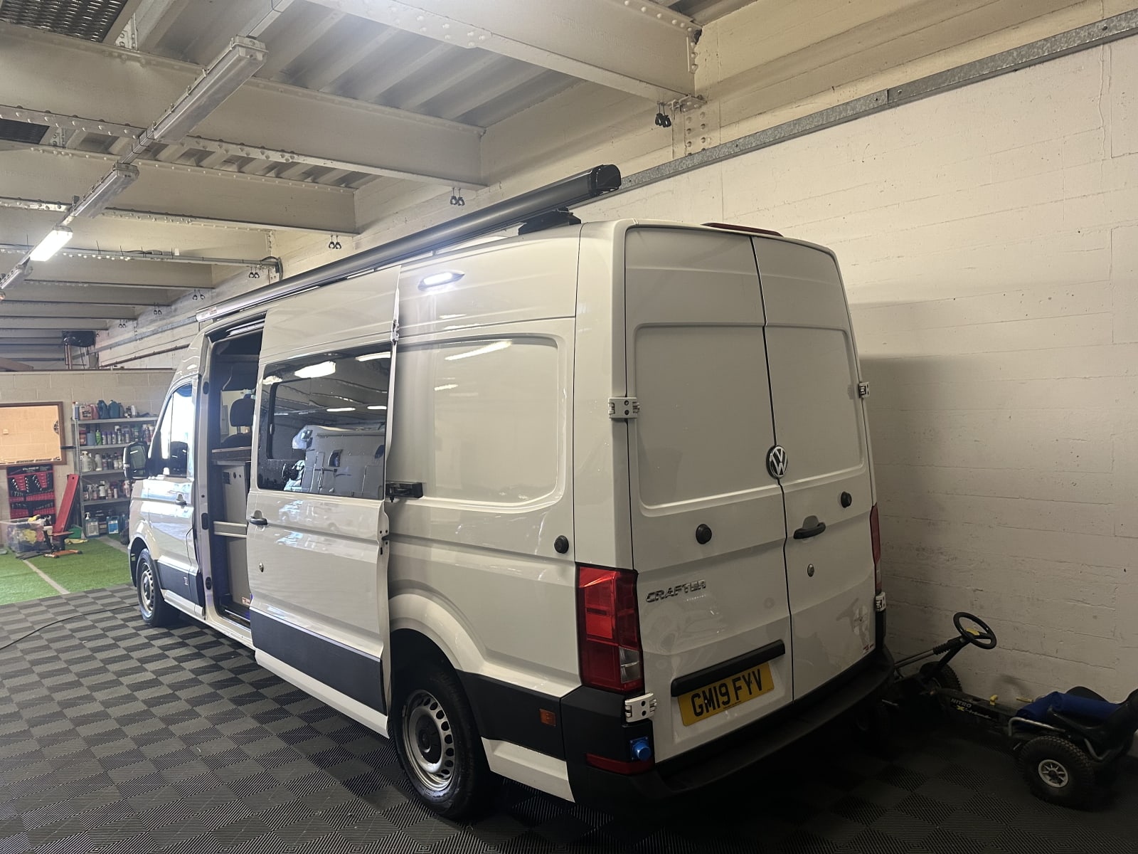 2019 Vw Crafter 4 Berth Campervan Race Van