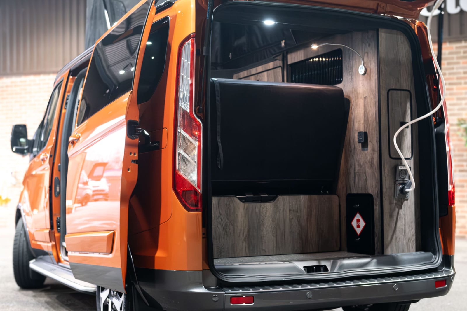Ford Transit Custom Active 2023 Orange Glow Brand New Cam...