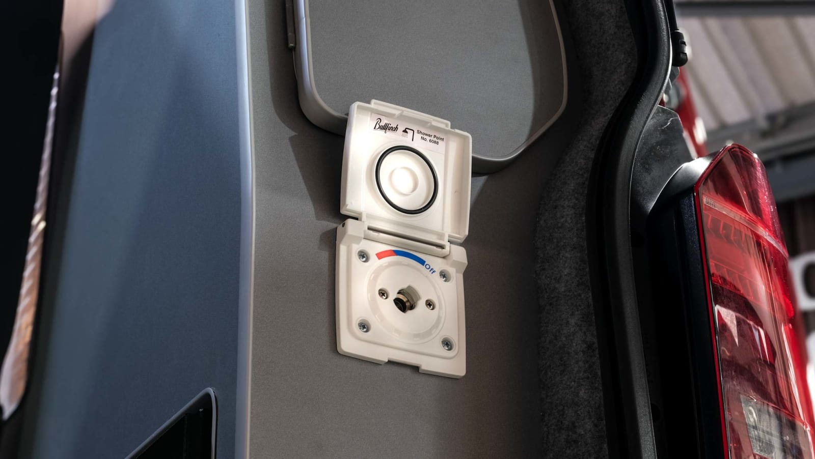 Volkswagen Transporter Vw T6.1 Highline Fortana Red Manua...