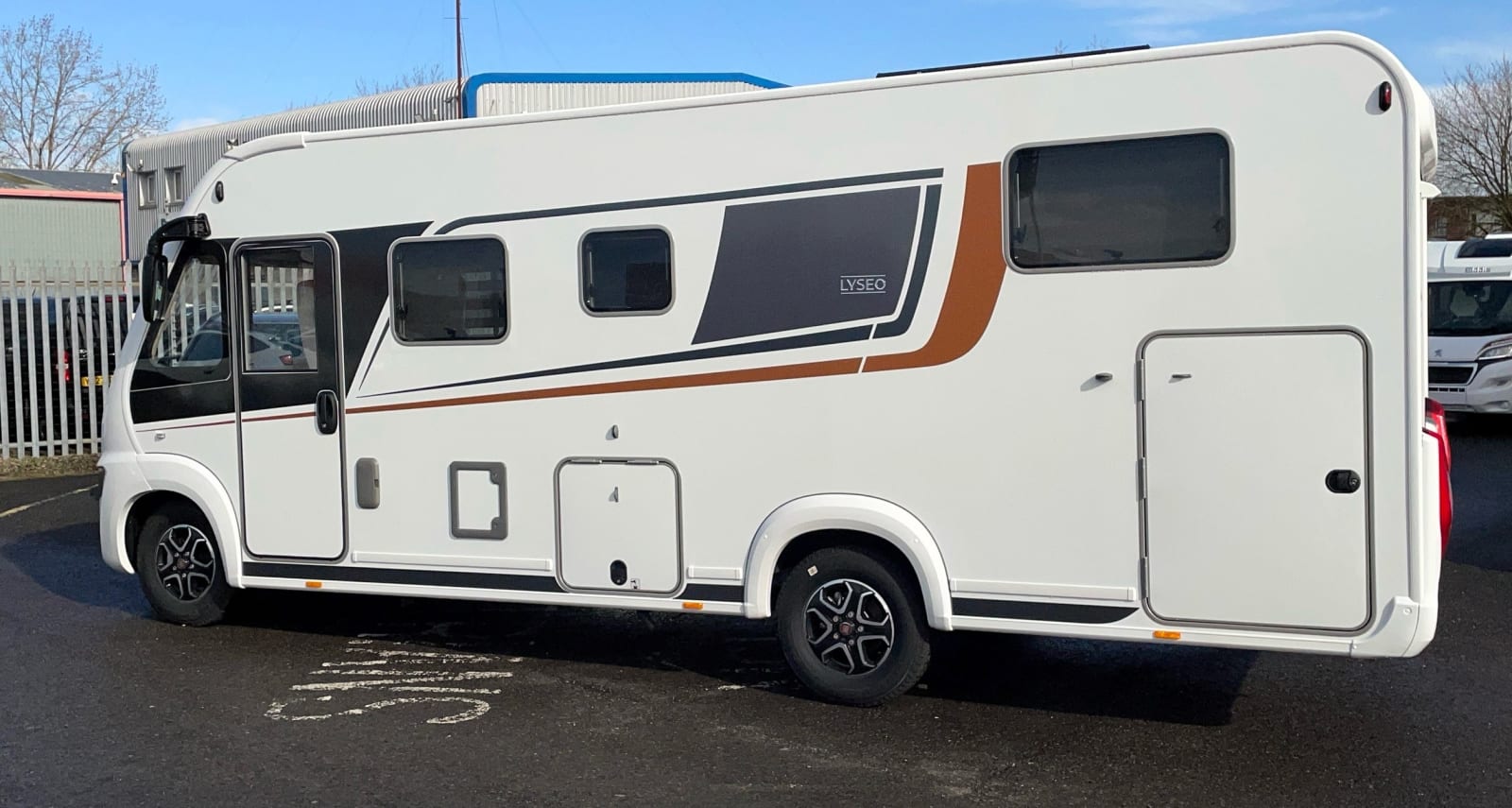 Burstner The All New Lyseo Id Harmony Line I727 A-class 1...