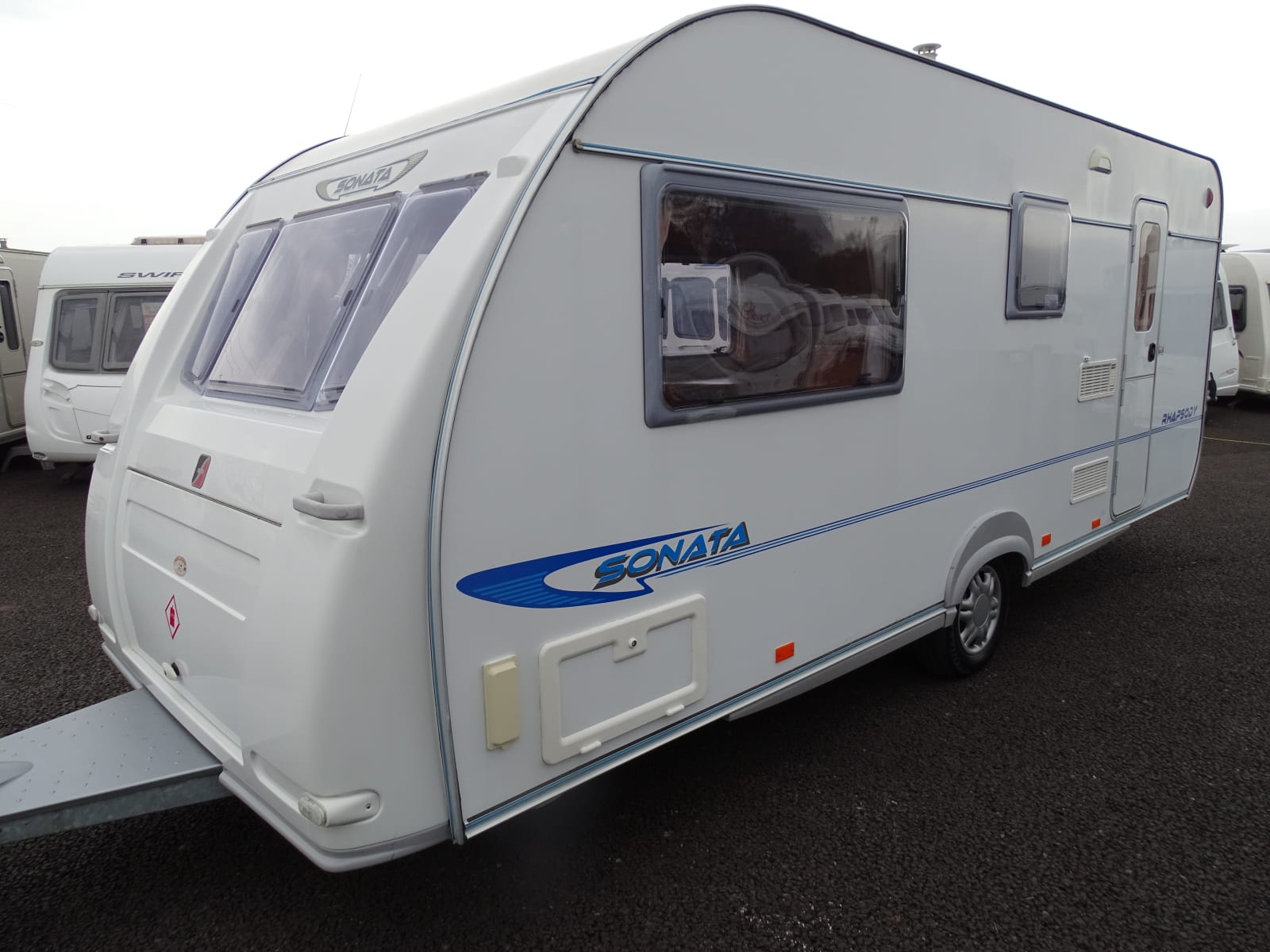 Fleetwood Sonata Rhapsody 2004 4 Berth Single Axle Tourin...
