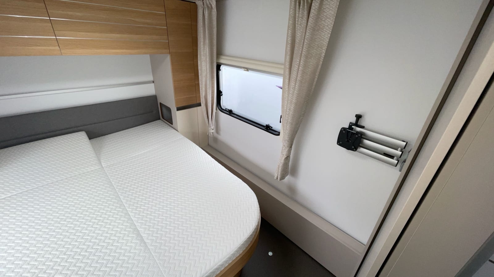 Adria Adora Tiber (2024)