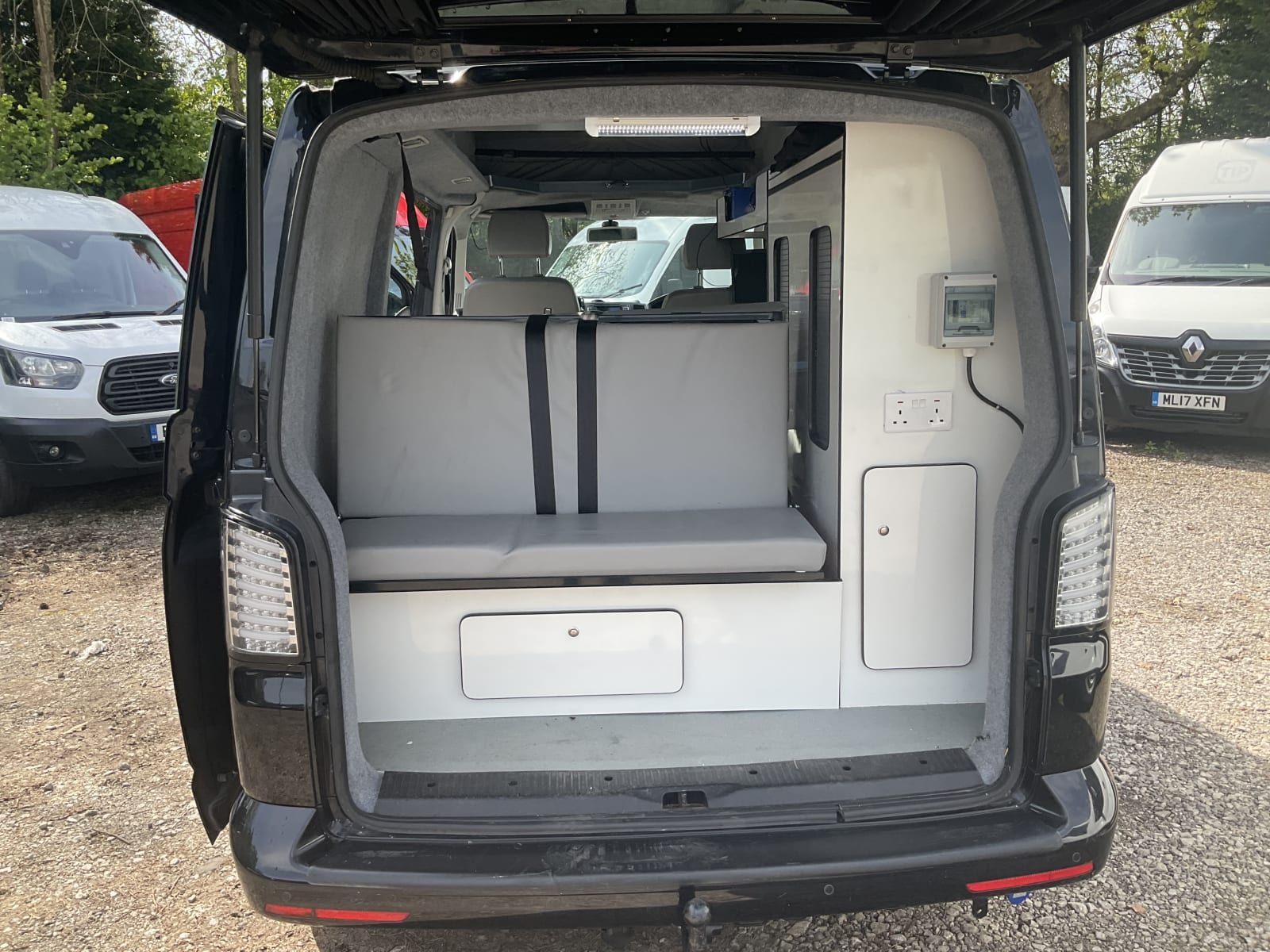 Vw T5.1 2.0 Bi Turbo 4motion Transporter 4 Berth Campervan