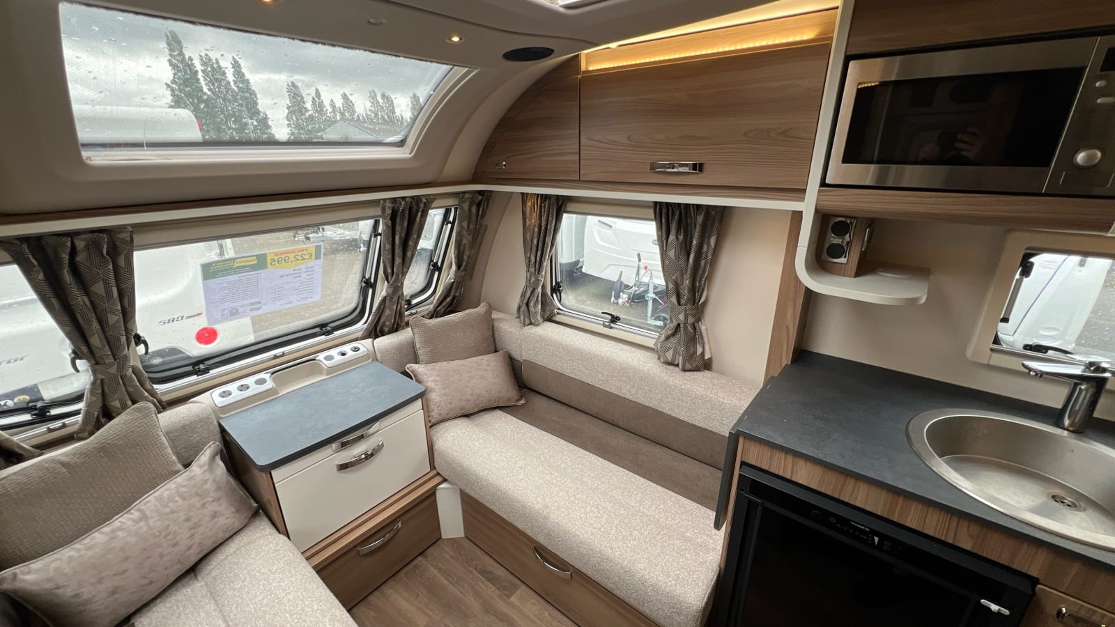 Swift Charisma 580 "dealer Special Edition" (2022)
