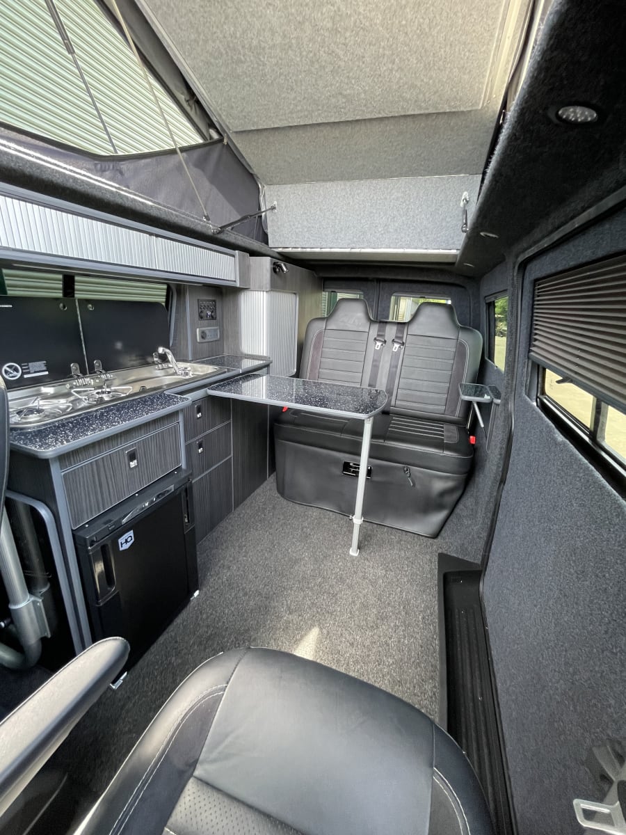 Volkswagen T6.1 Transporter Camper Swb