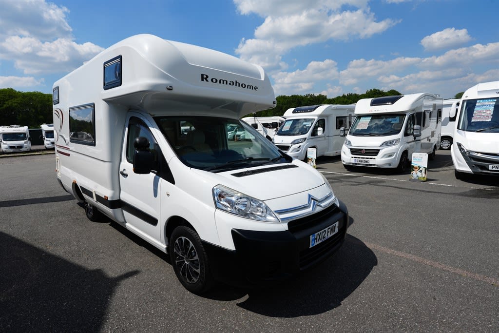 2012 Romahome R40 White
