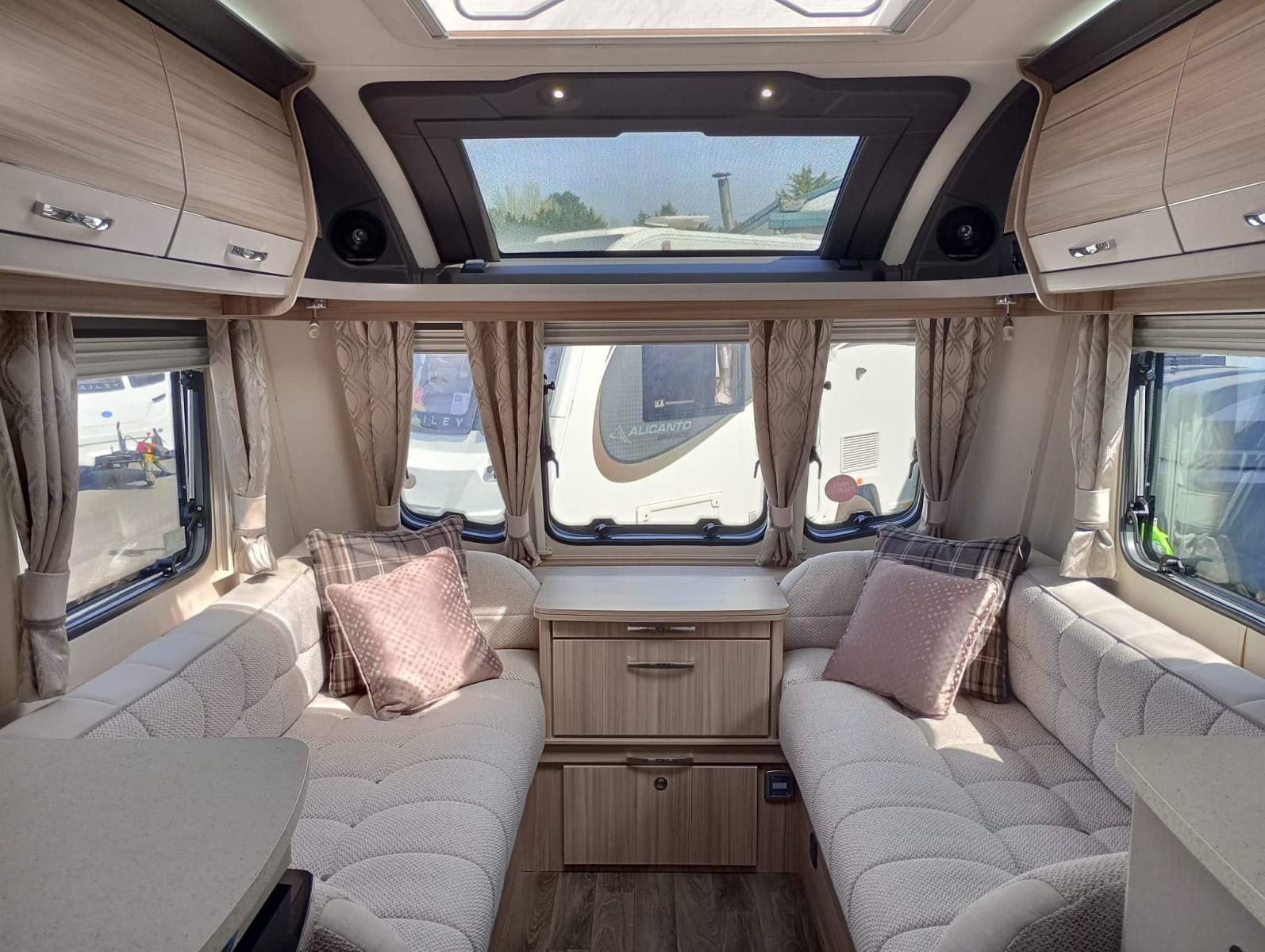 2019 Coachman Pastiche 545