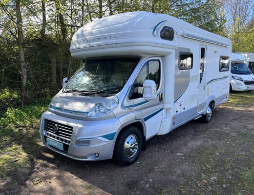 Used Auto-trail Apache 700