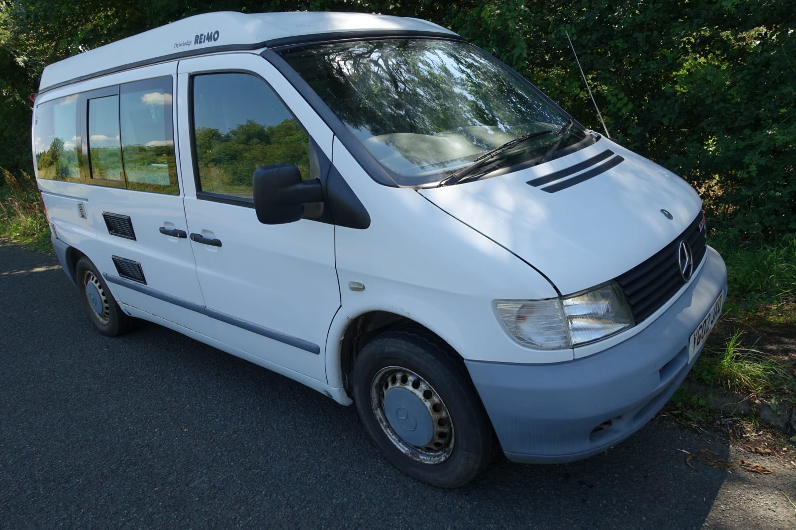 2002 Mercedes-benz Vito White