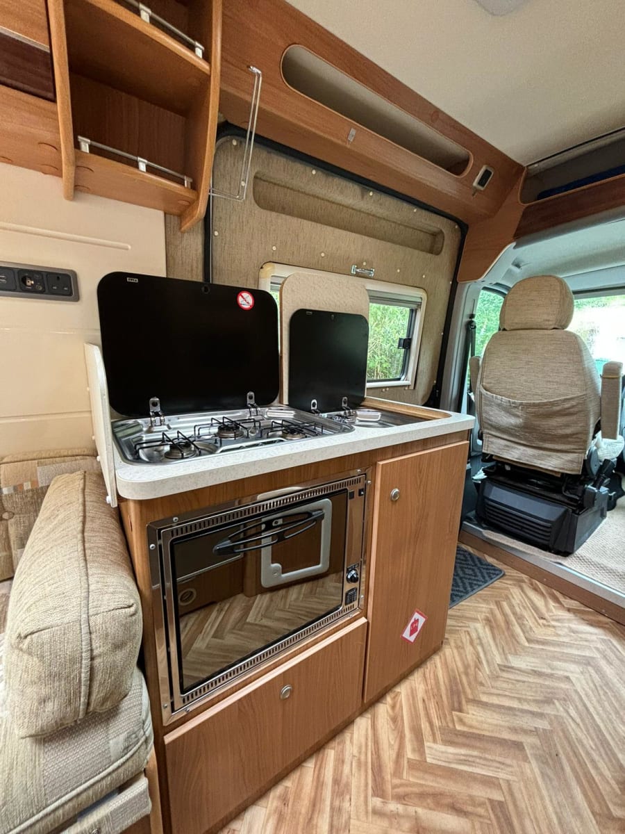 Autocruise Rhythm 2009 Rear Lounge 2 Berth 2 Belt Lwb Mot...