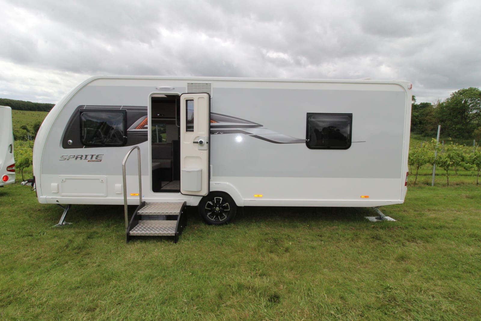 New Swift Sprite Exclusive Major 4eb - 2025