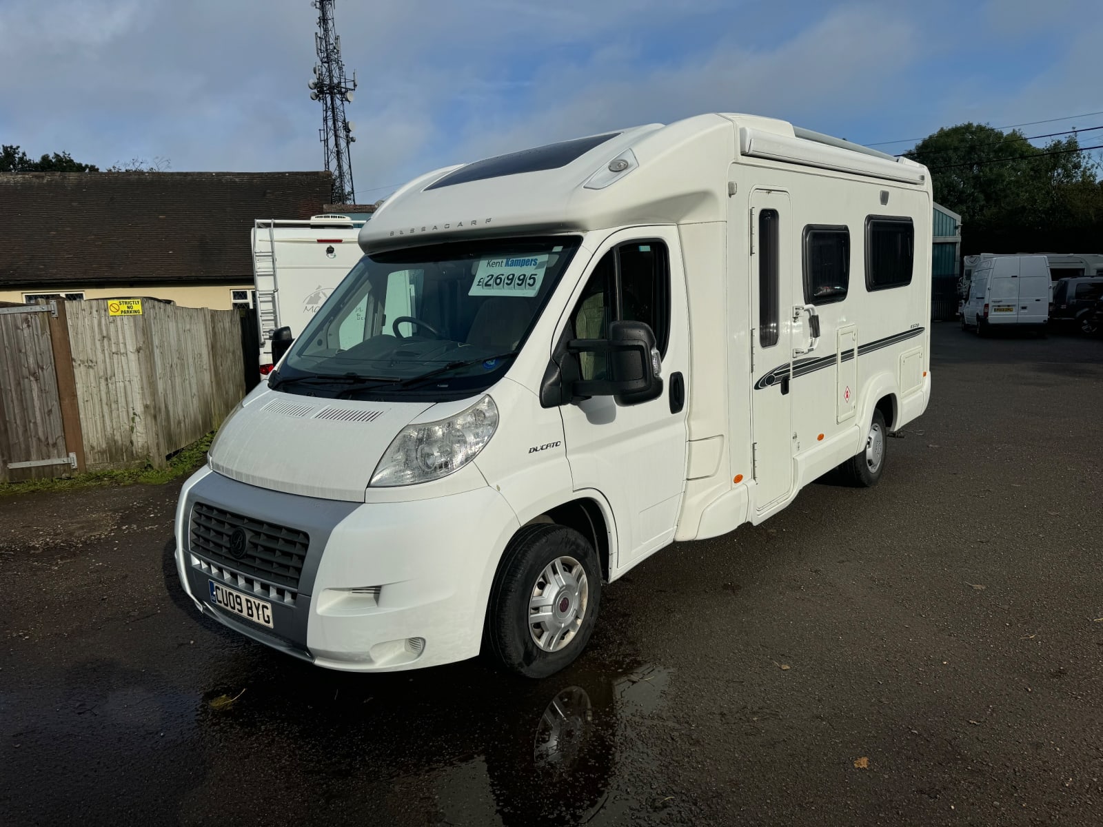 2009 Bessacarr E520 White